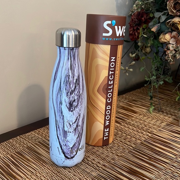 Swell | Kitchen | Swell Bottle | Poshmark